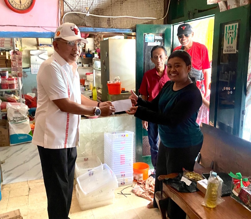 Sapa Warga Gundih, Didik Beldex Apresiasi UMKM Lewat Es Kopi dan Nasi ...